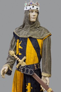 King Arthur1 – A Masquerade Fancy Dress Watford